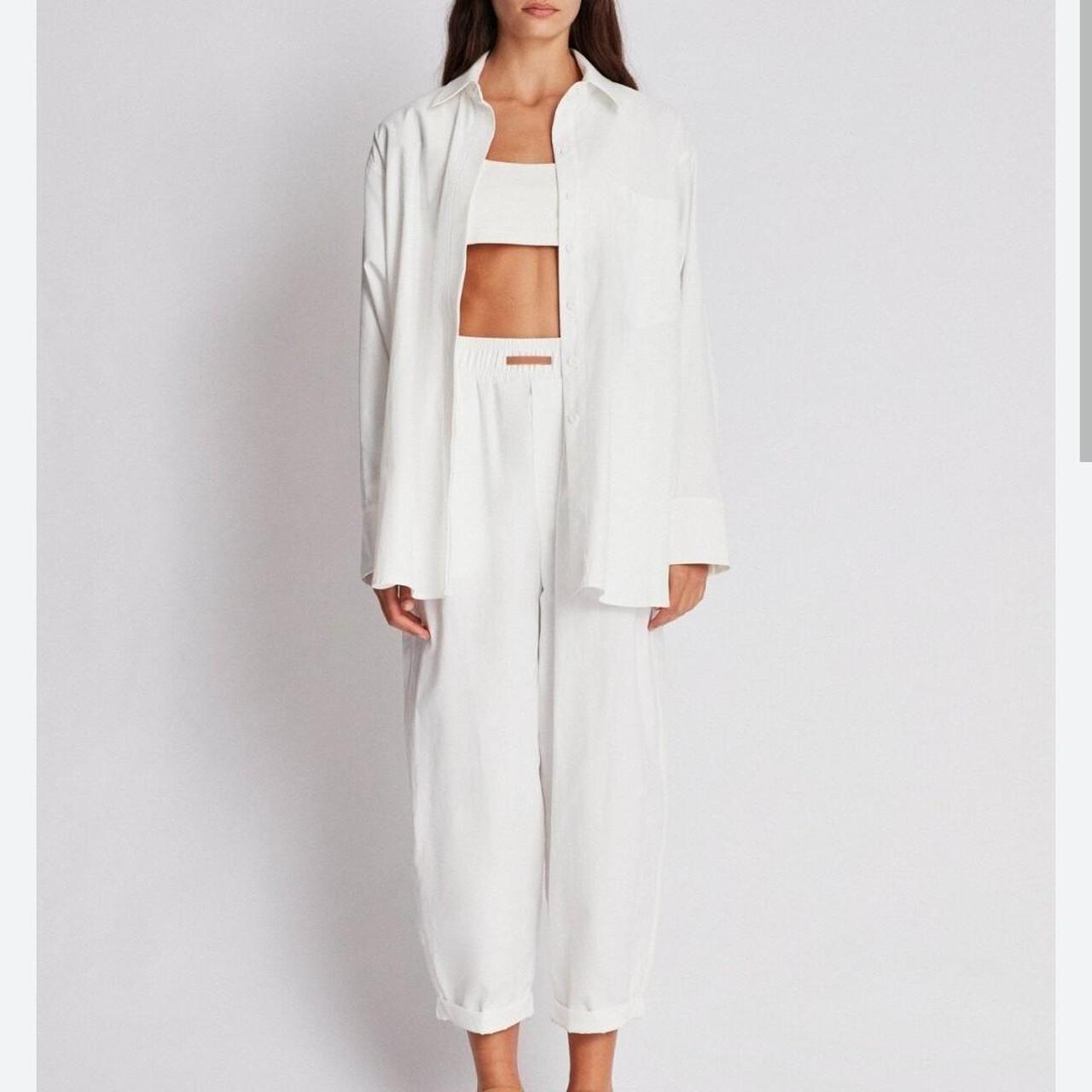 Camilla & Marc (C&M) Clifford white pants. size 12. | Depop