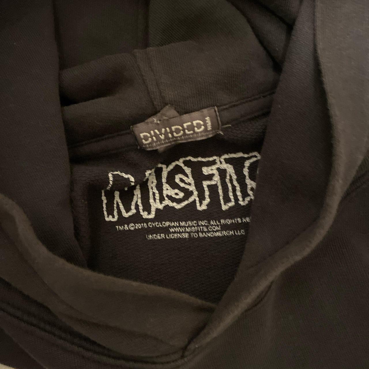 Misfits skull hoodie - Depop