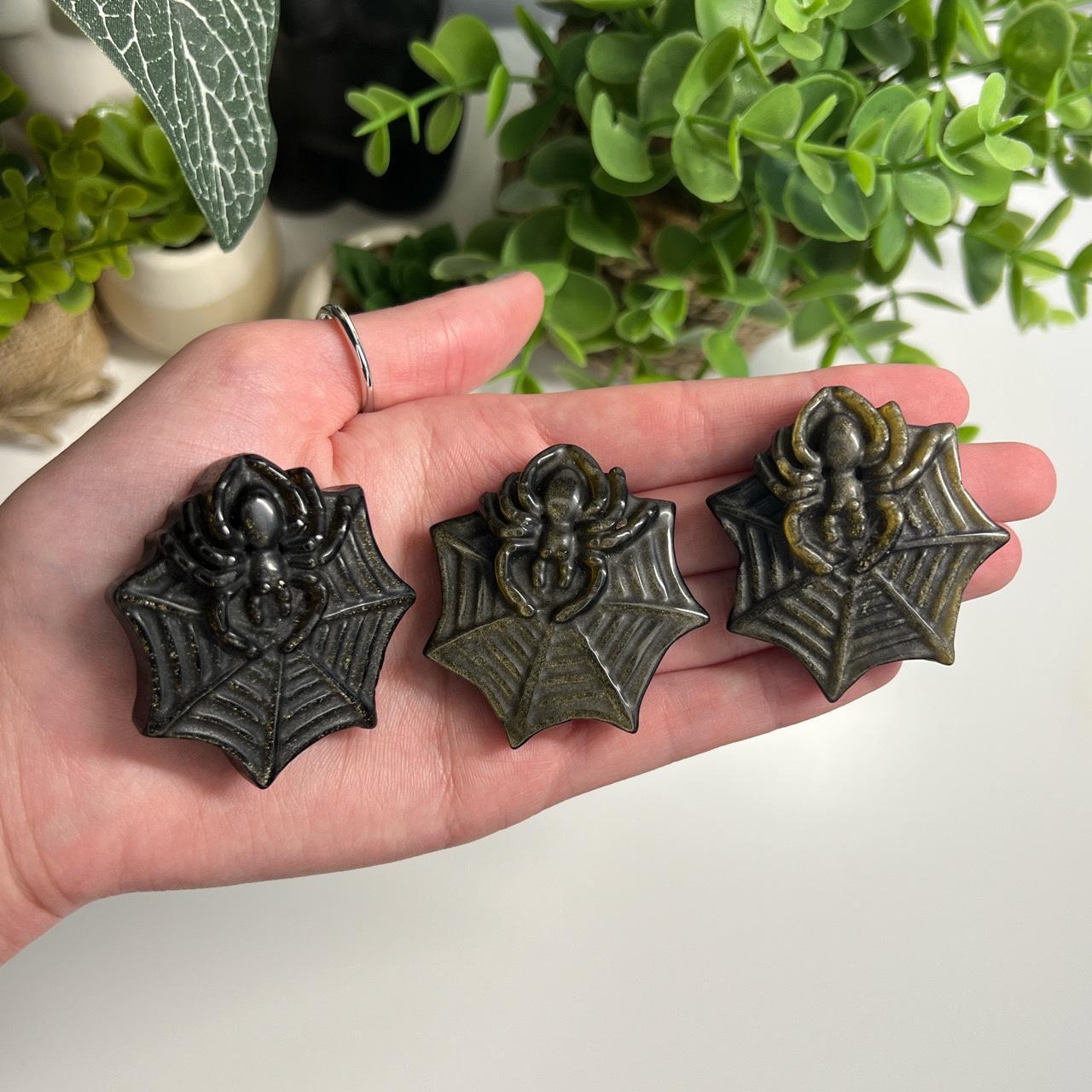 🕷️gold obsidian spider carvings🕷️ 🖤3... - Depop