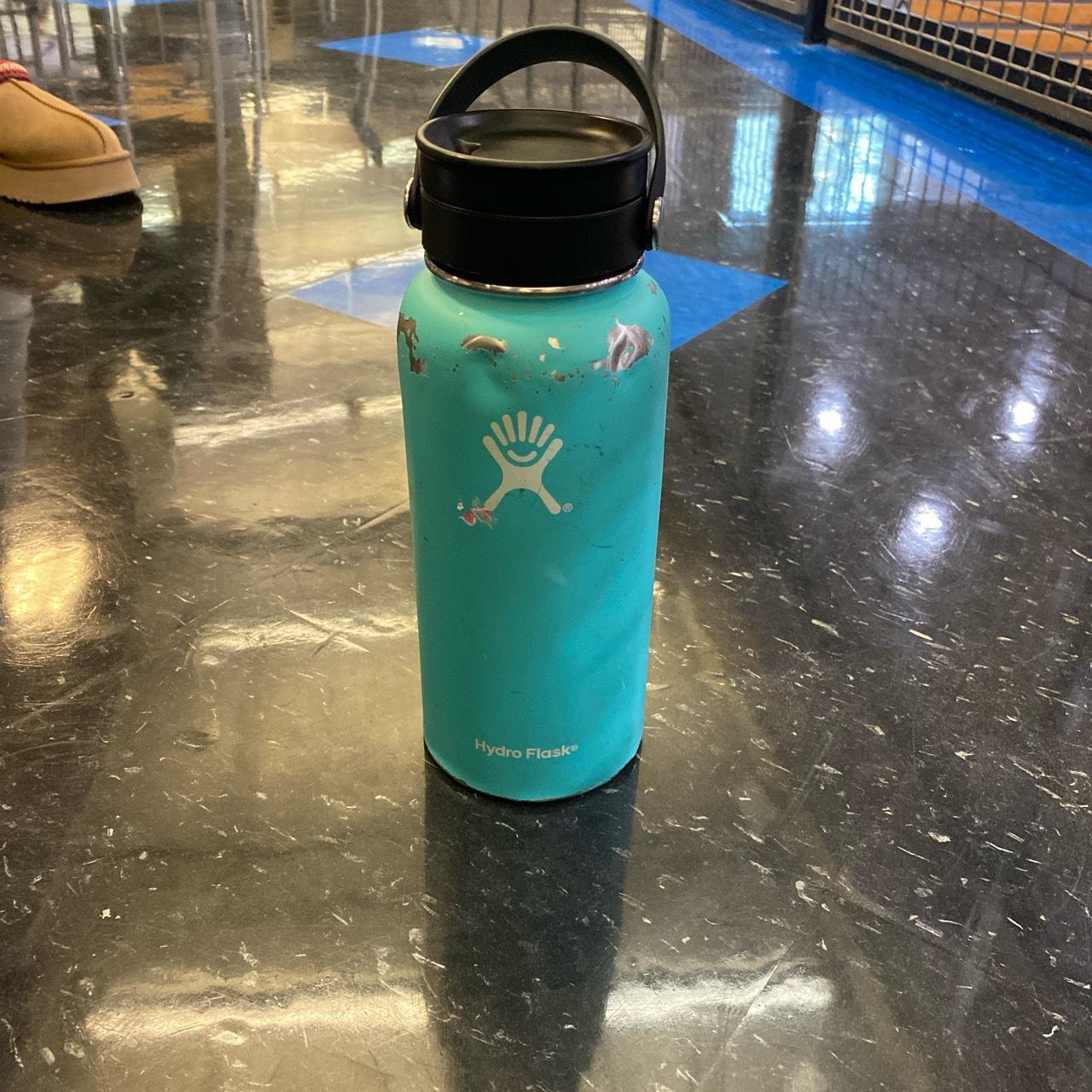 real hydroflask sippy cup lock unlock - Depop