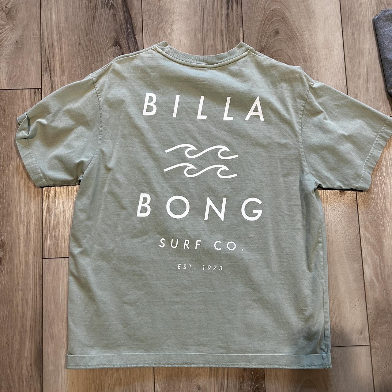 Oversized fit billabong tee - Large - Depop