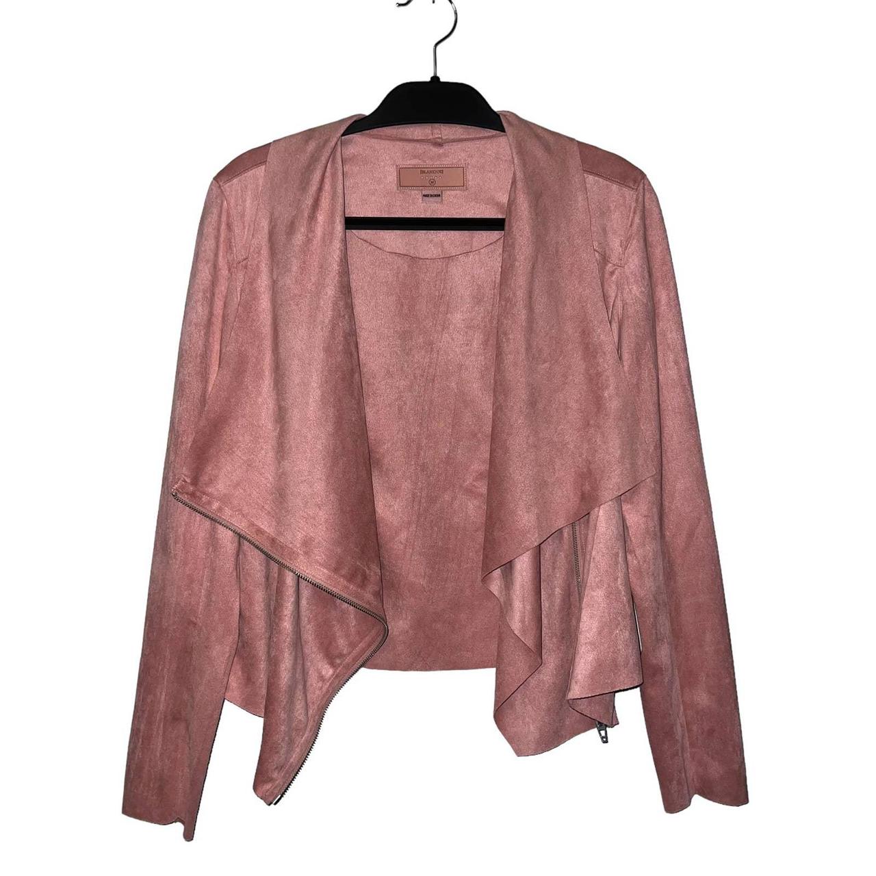 Fun, soft, and smooth statement piece! ★ Beautiful... - Depop