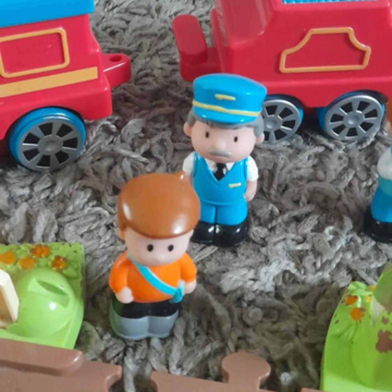 ELC Happyland Magic Motion Train Set Train tested... - Depop