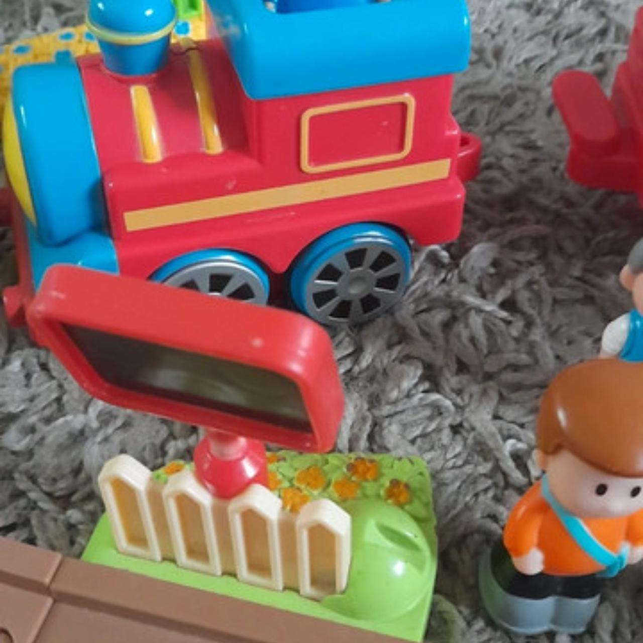 ELC Happyland Magic Motion Train Set Train tested... - Depop