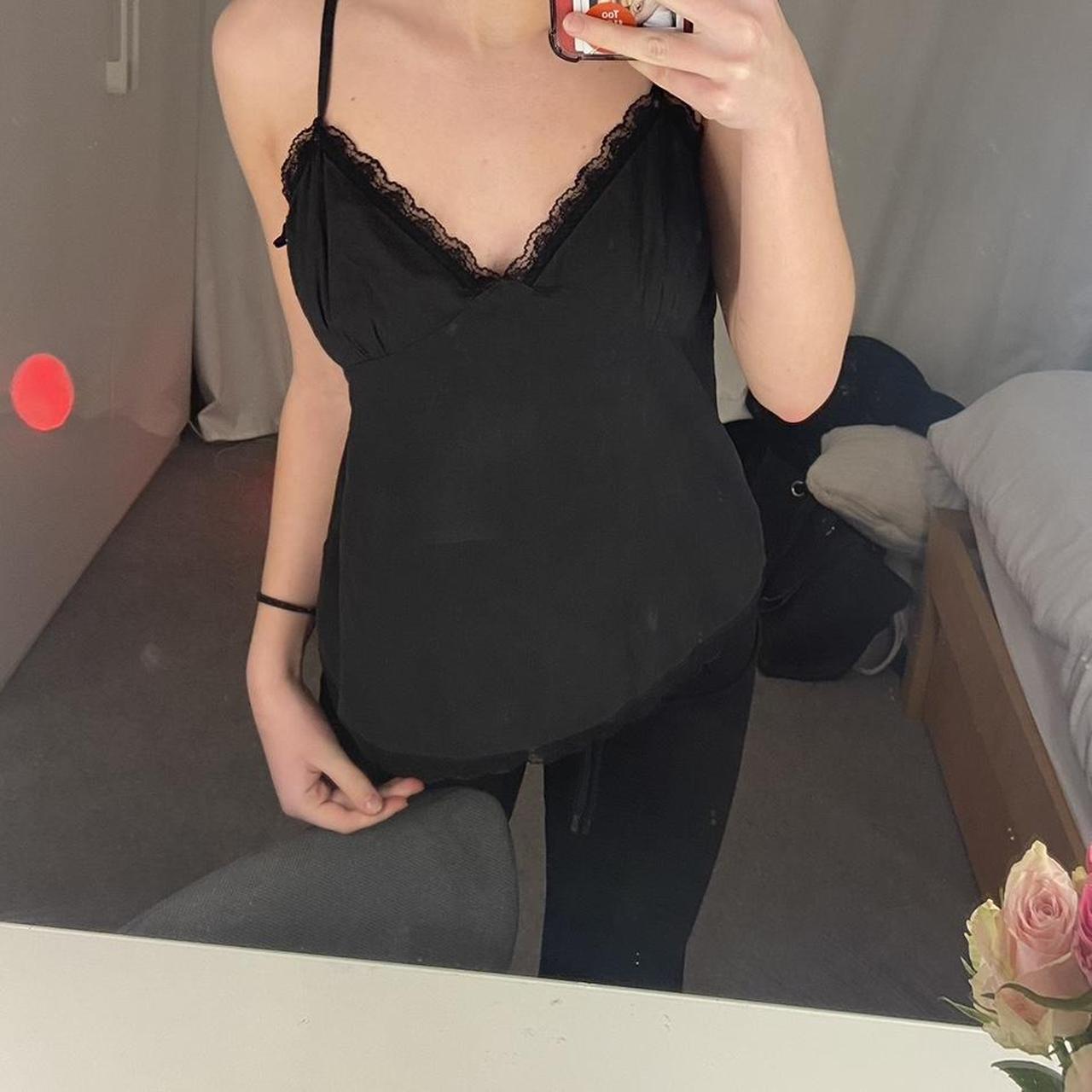 Black lace cami , too big for me - Depop