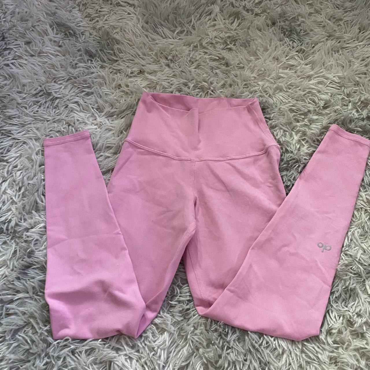xxs pink alo leggings never worn - Depop