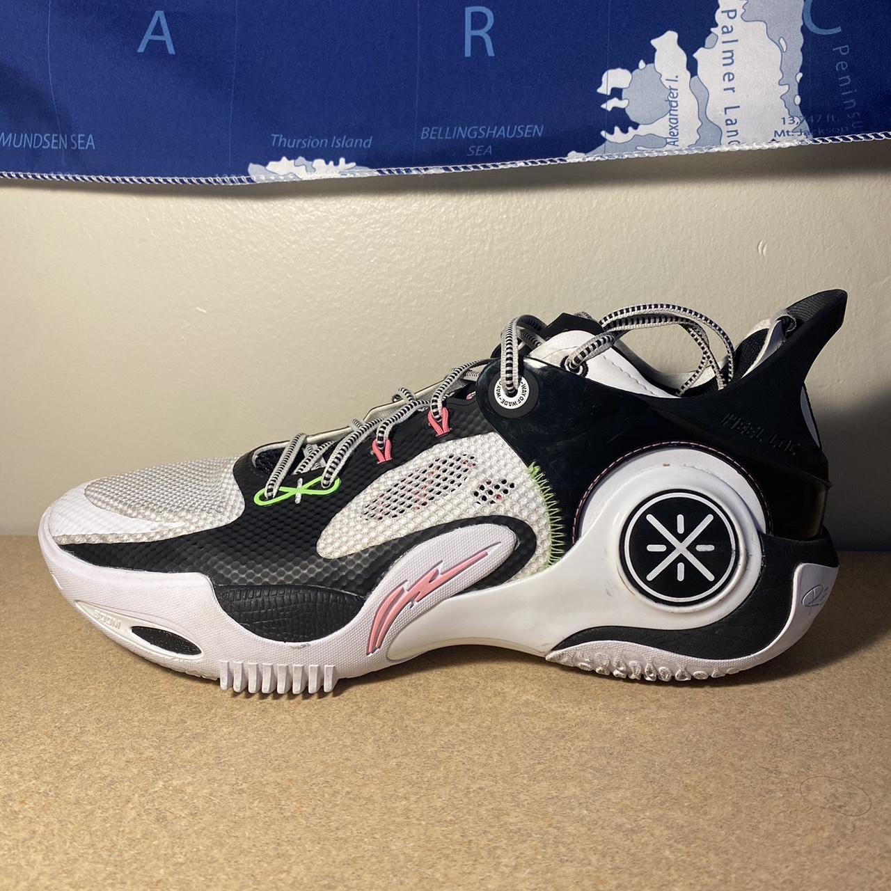 Wade Fission 8 Pandas Dwayne Wade X Li-Ning Size:... - Depop