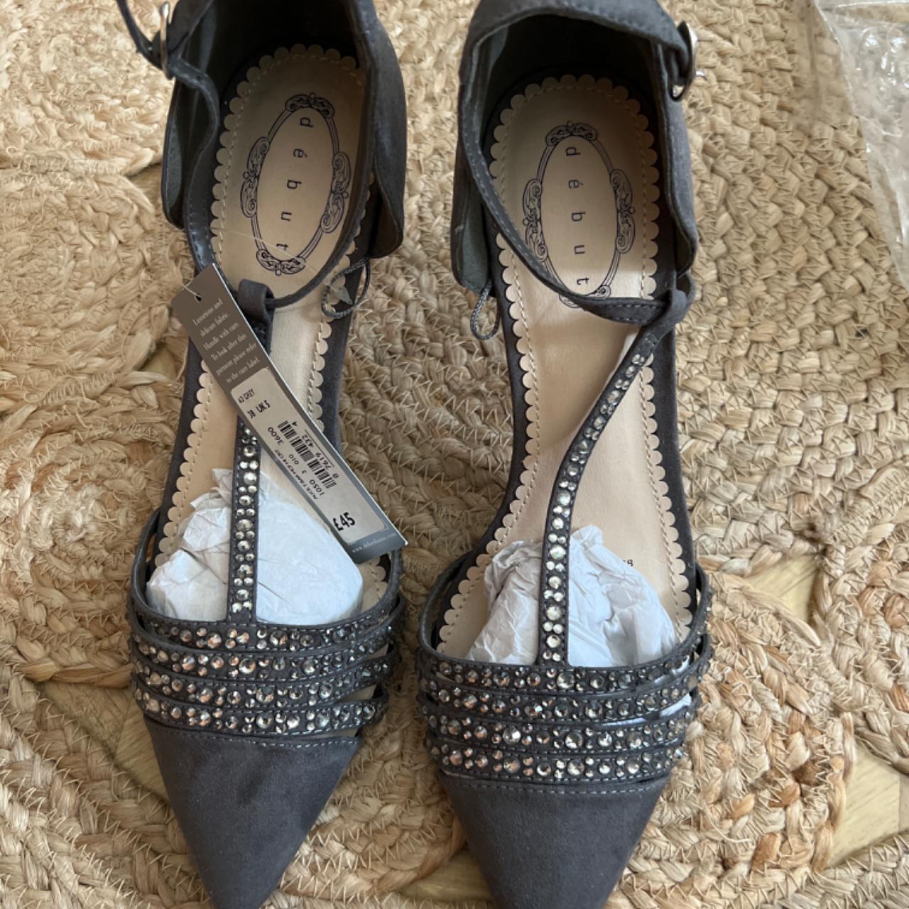 Debut shoes size 5. New. - Depop