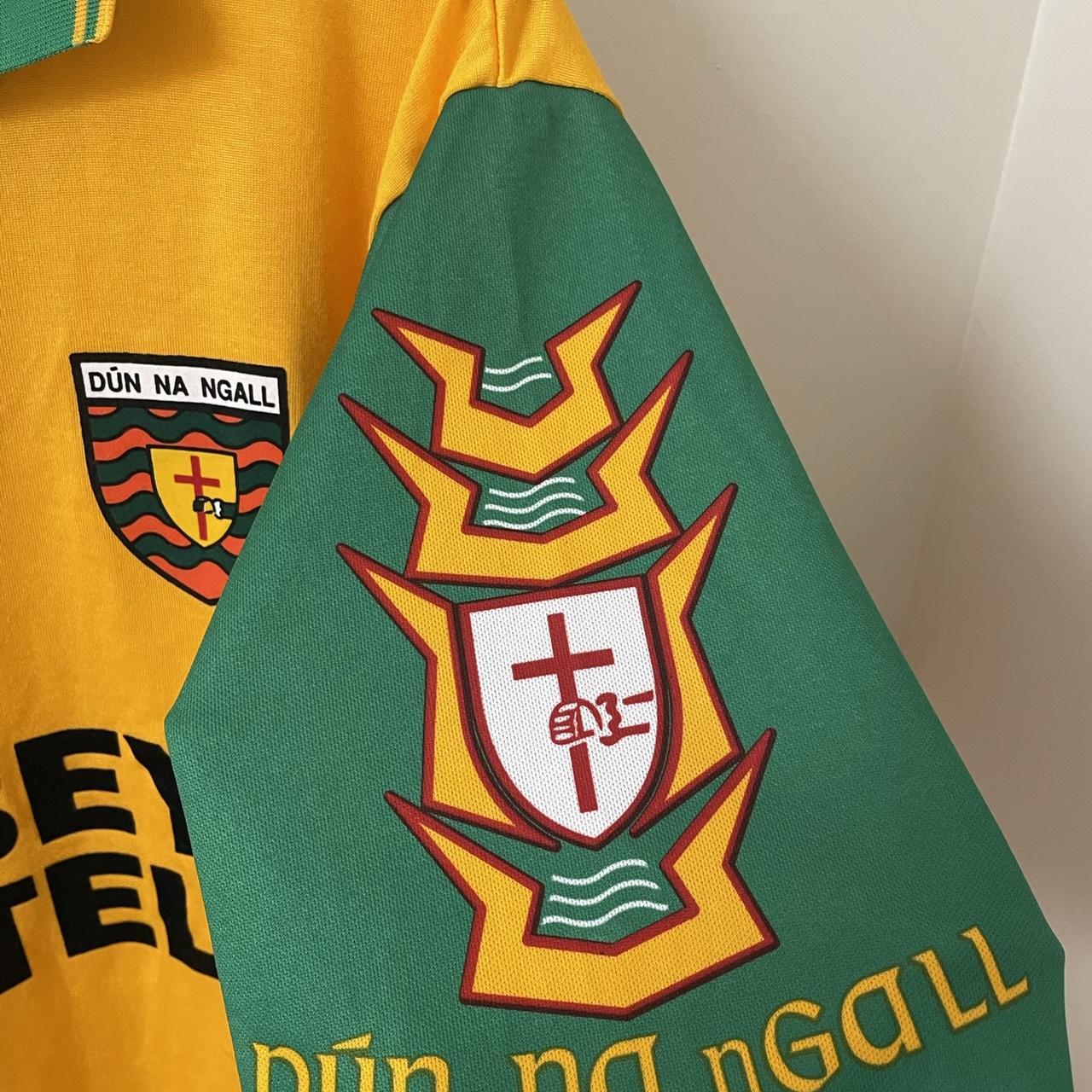Vintage 2000 Donegal GAA Football Jersey Size... - Depop