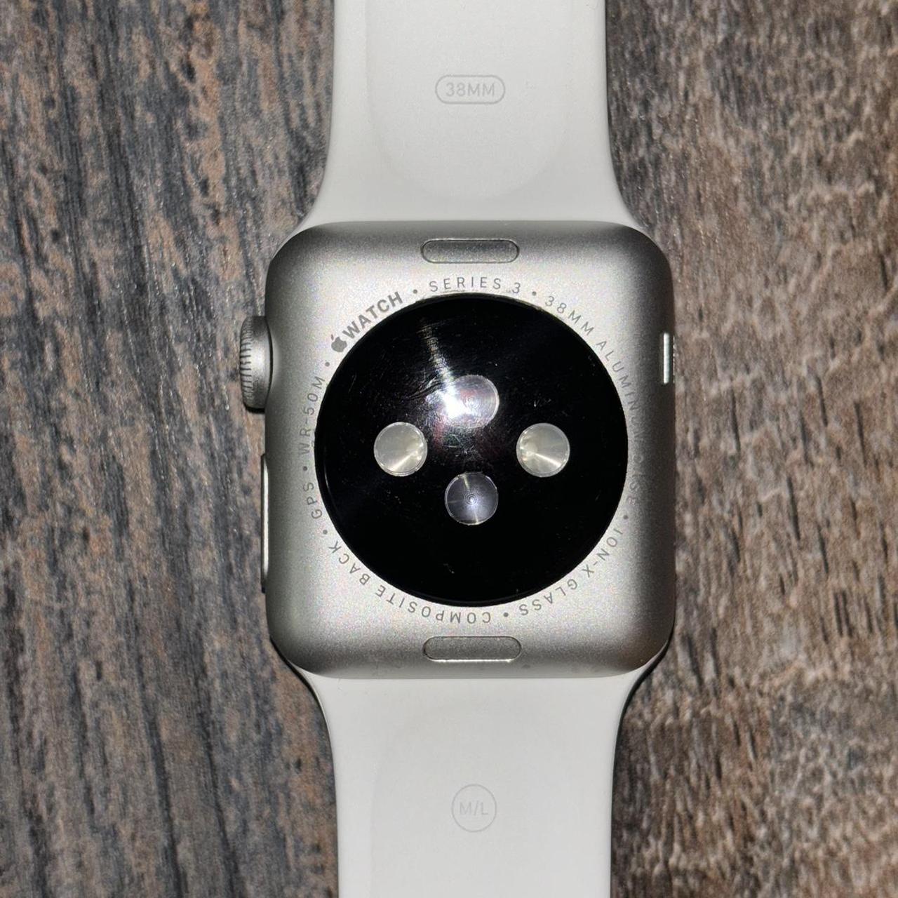 Apple Watch SE - Depop