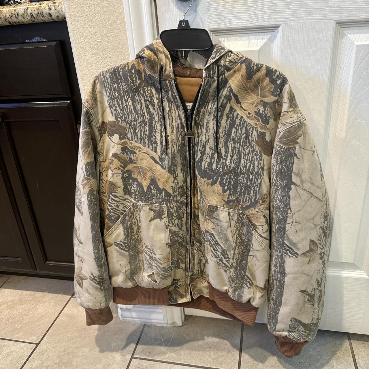 Real Tree camo jacket with hood #camojacket | Depop