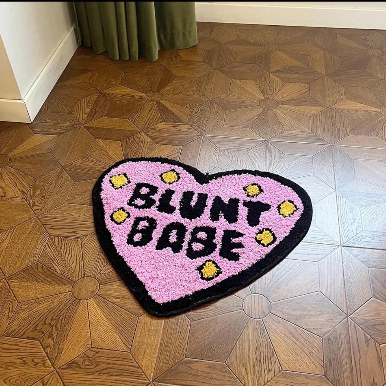 Blunt babe rug #rugs#home - Depop