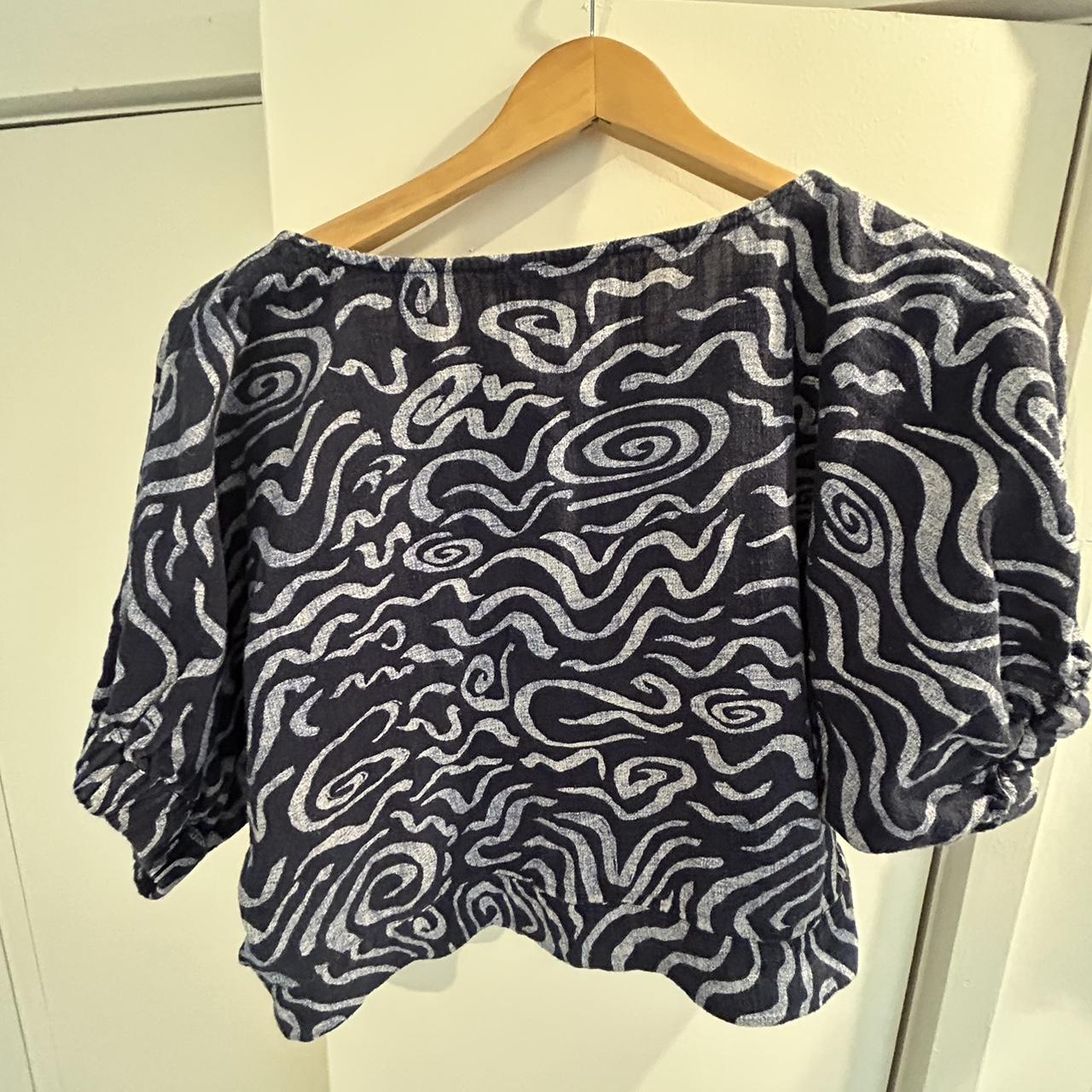 Cute Gorman top in perfect condition - Depop