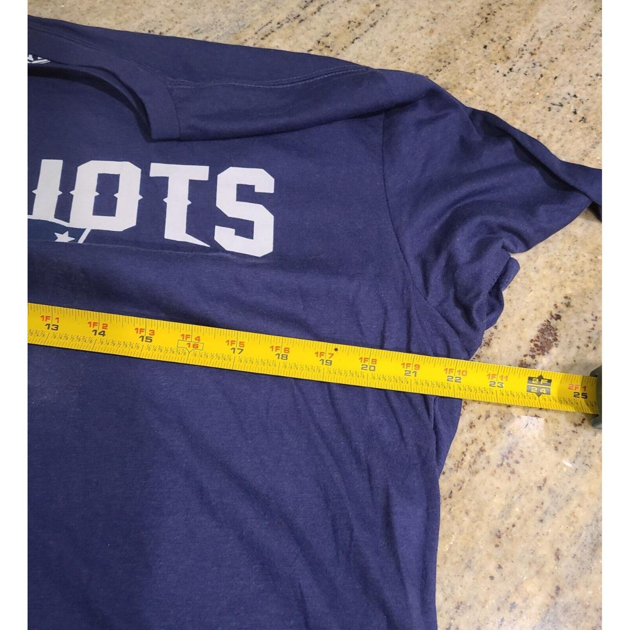 NFL T-Shirt Men's XL Blue Crew Neck New England... - Depop