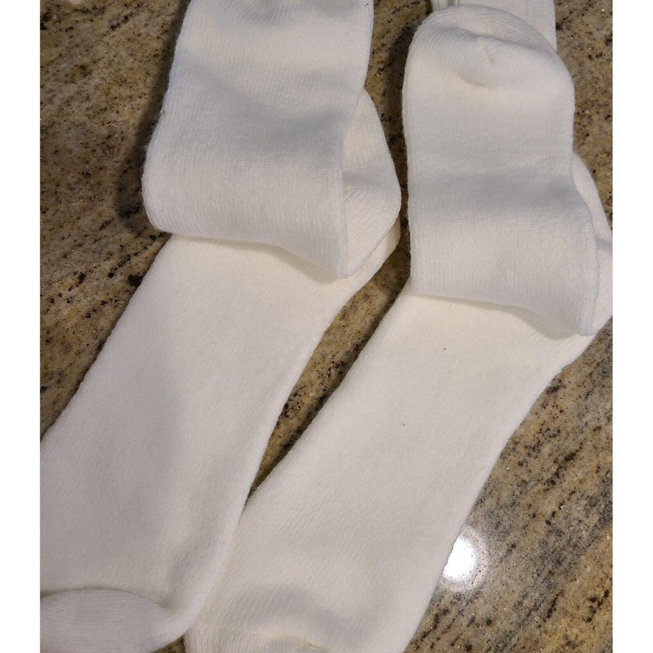 2 Pair NORM THOMPSON Wick Sport White Socks Crew... - Depop