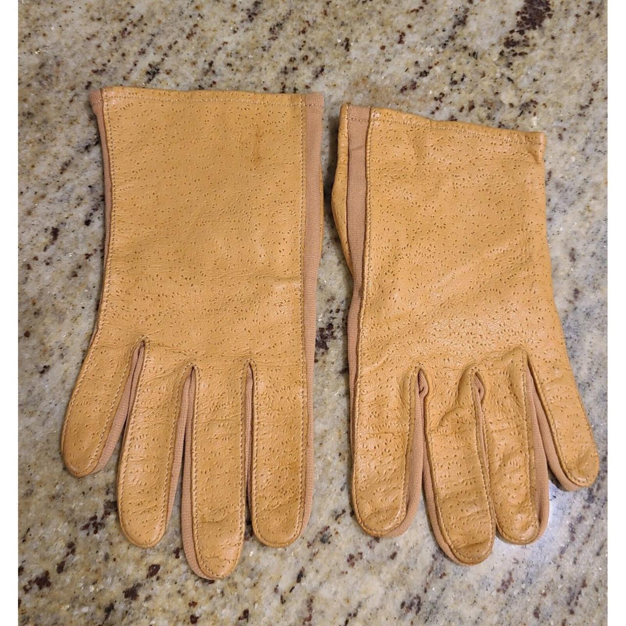 Vintage Size M/L Tan Stretch Leather Driving Gloves... - Depop
