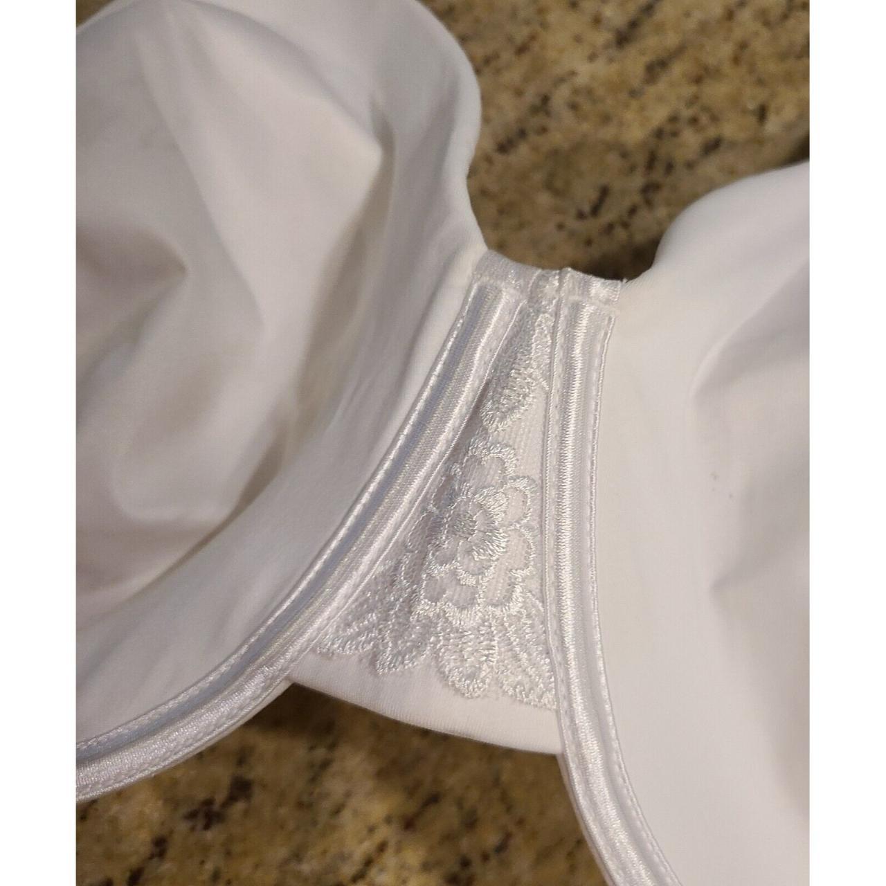 New! Vanity Fair 76080 Beauty Back Full Figure... - Depop