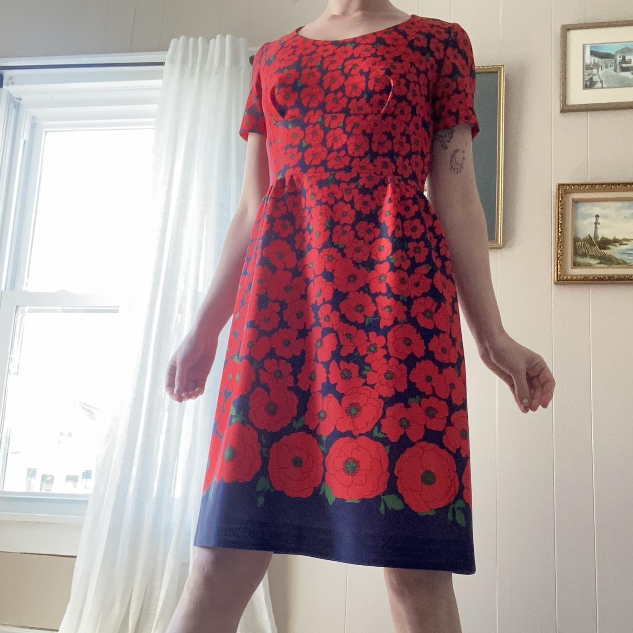 Vintage Red & Navy Floral Poppy Polyester... - Depop