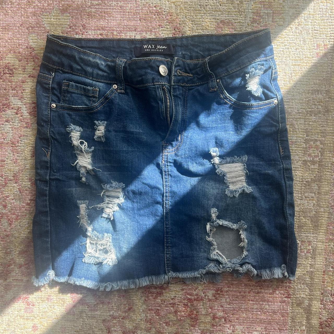 the cutest ripped denim mini skirt i love the... - Depop