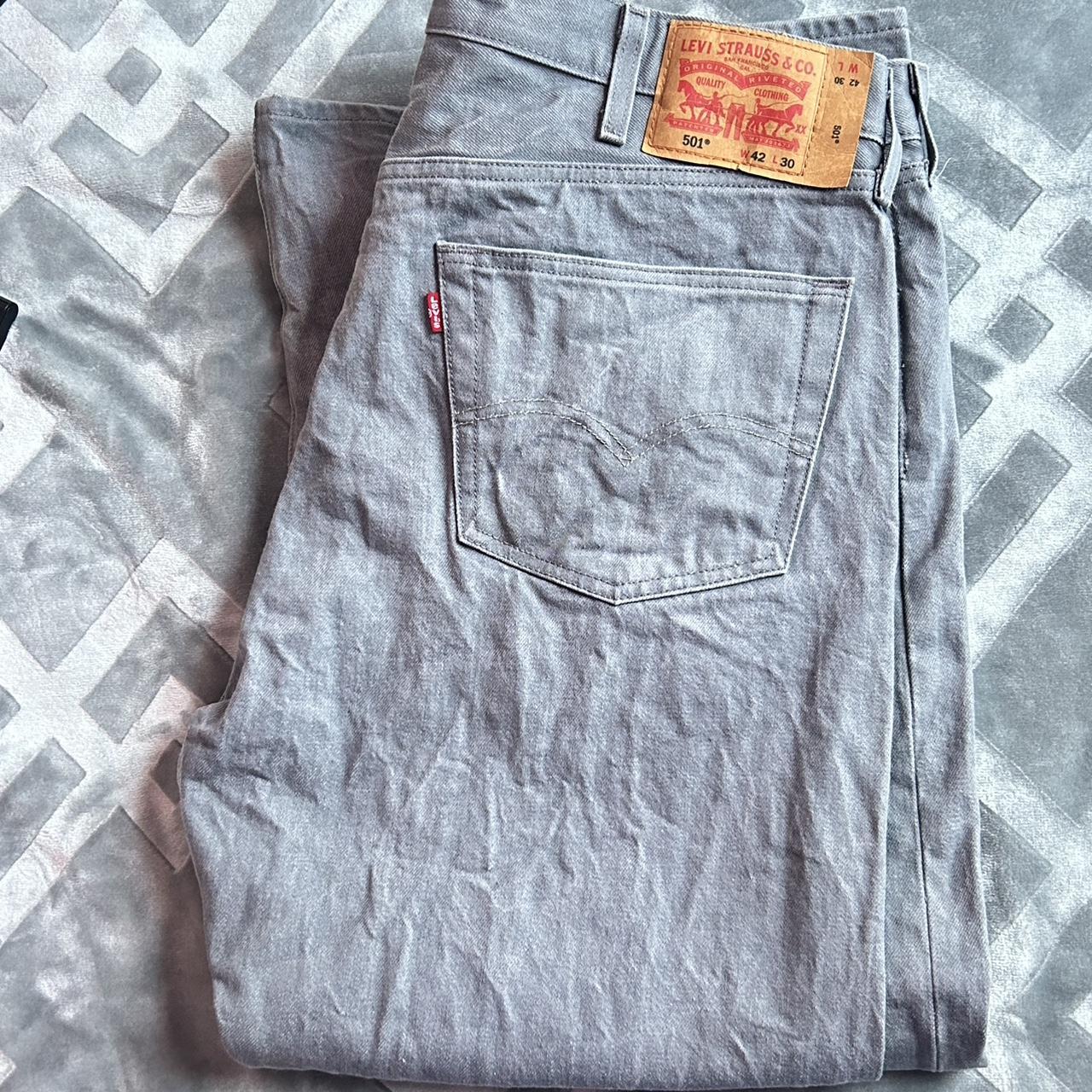 Levi gray 501’s straight jeans W42 L30 - Depop