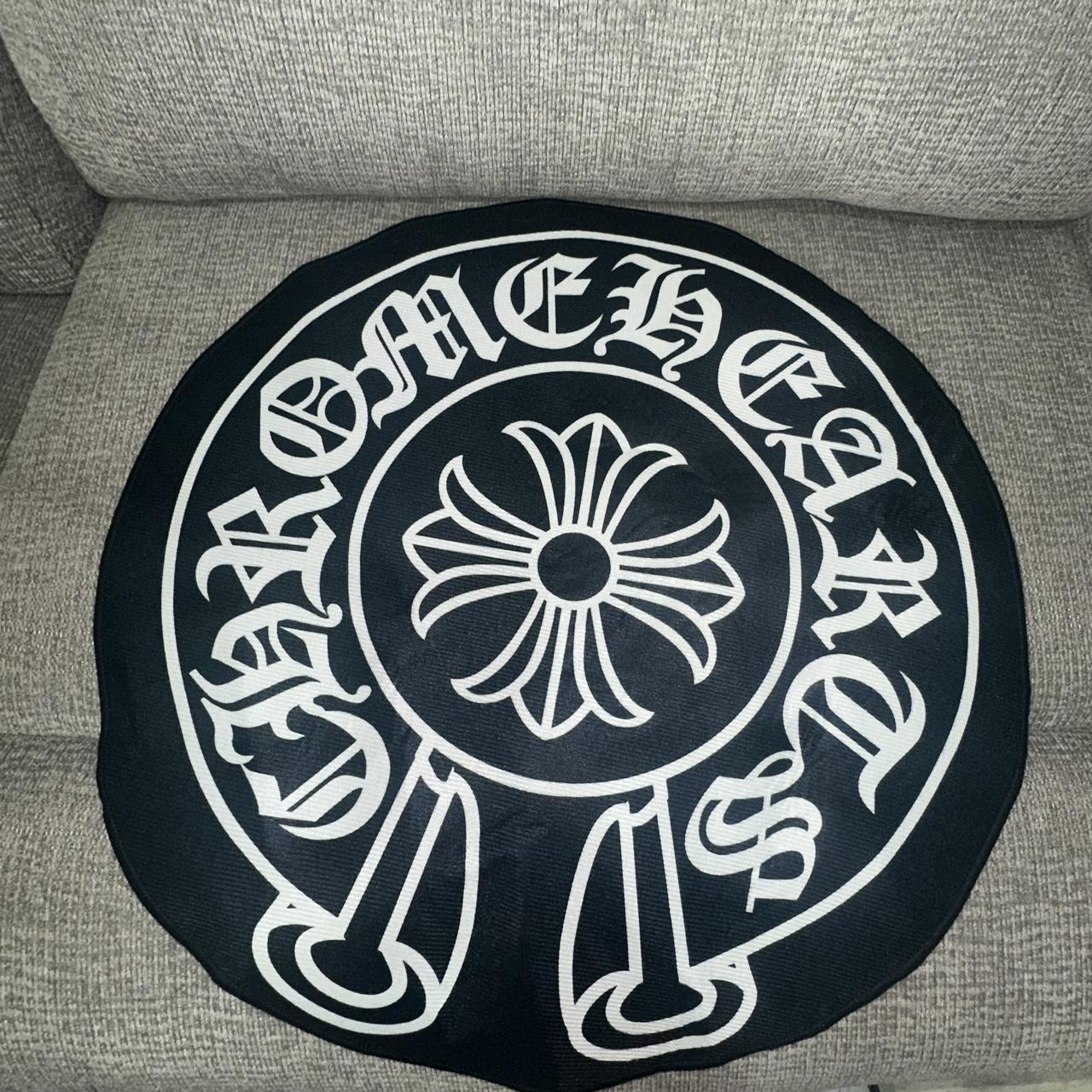 Chrome hearts area round rug - Depop
