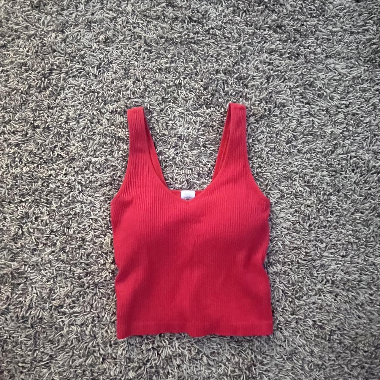 Red ribbed tank Size Small (has padding) never... - Depop