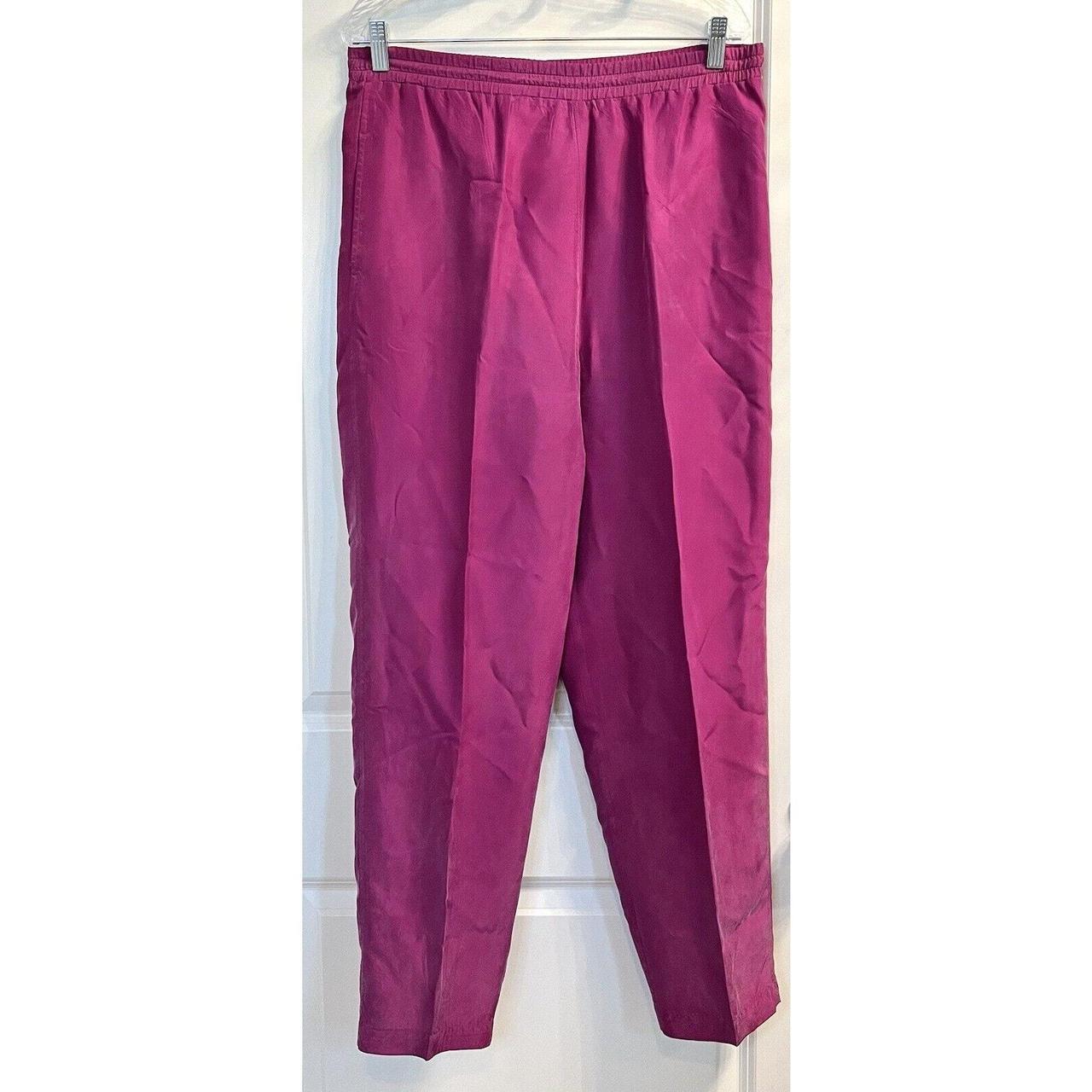 This gorgeous vintage 2-piece silk tracksuit by Hunt... - Depop