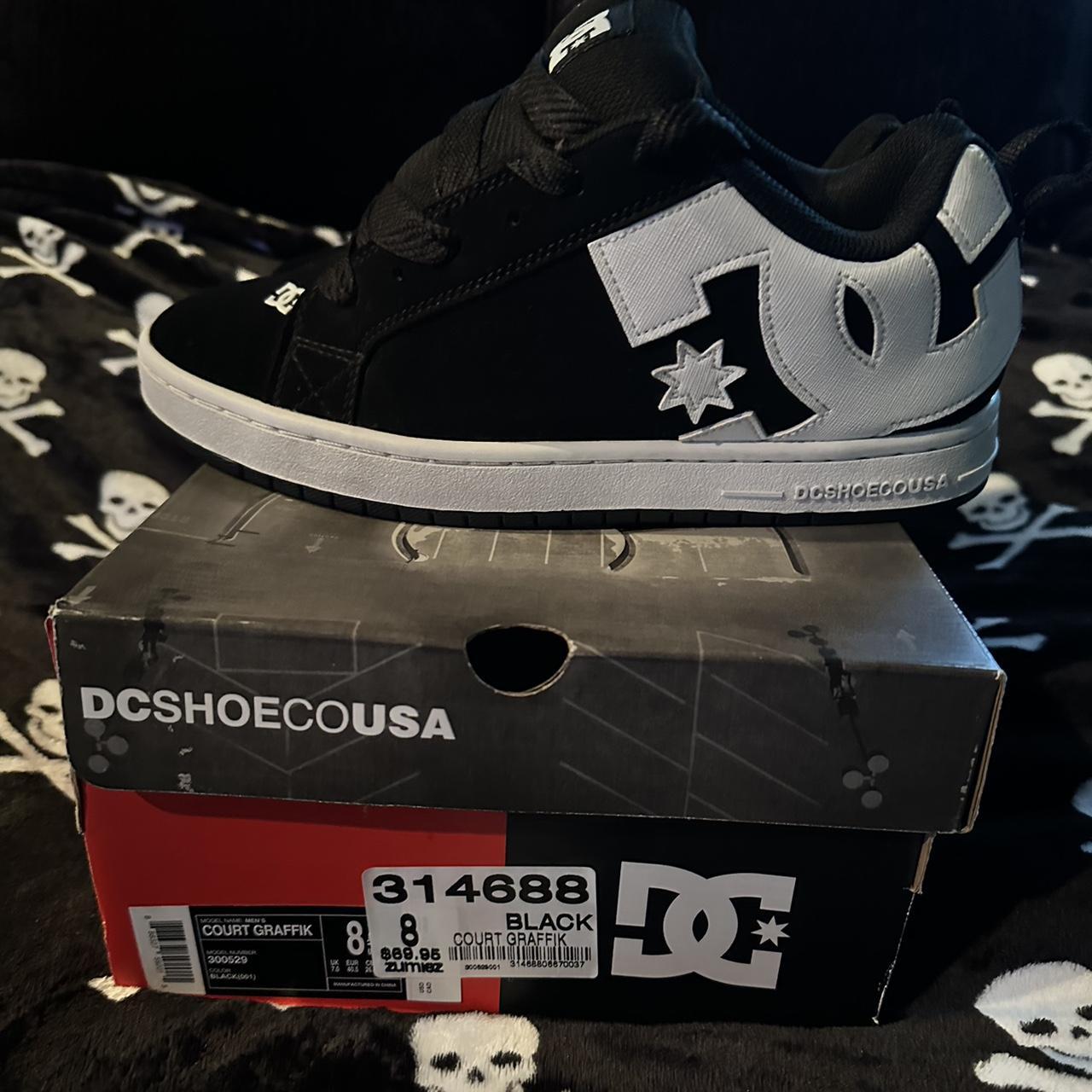 mens court graffik dc shoes black and white US size... - Depop