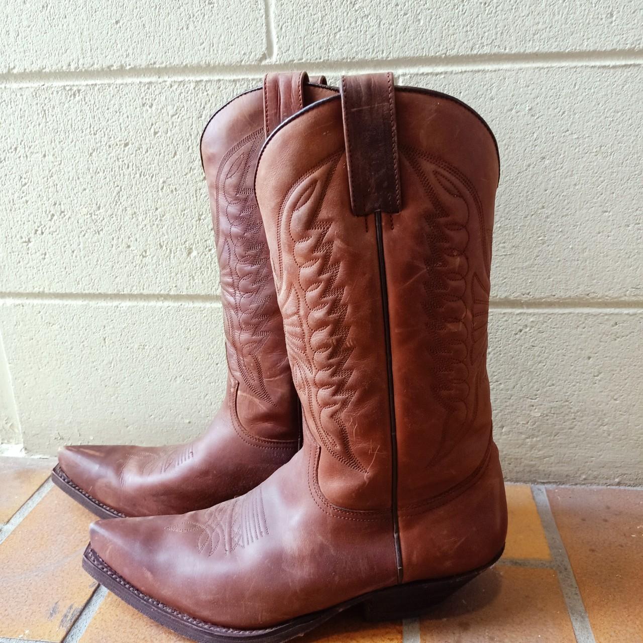 SENDRA BOOTS 2073 Cuervo Sprinter These beautiful... - Depop