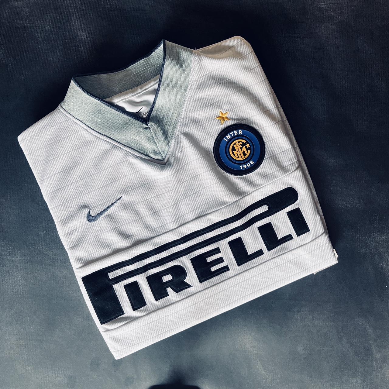 Excellent Genuine R9 Inter Milan M 2000/2001 Away... - Depop