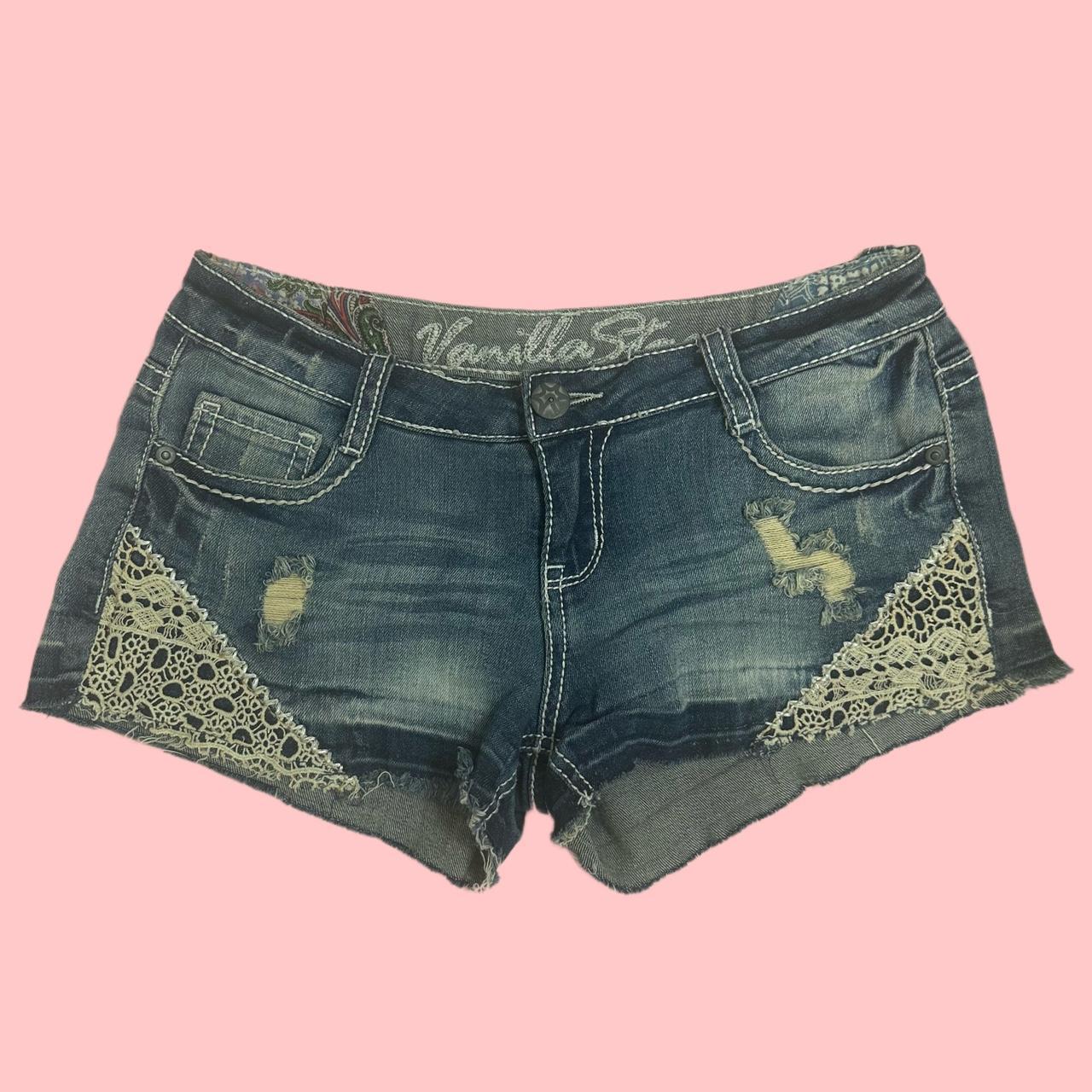Vanilla Star Low Rise denim shorts⭐️⭐️ They have the... - Depop