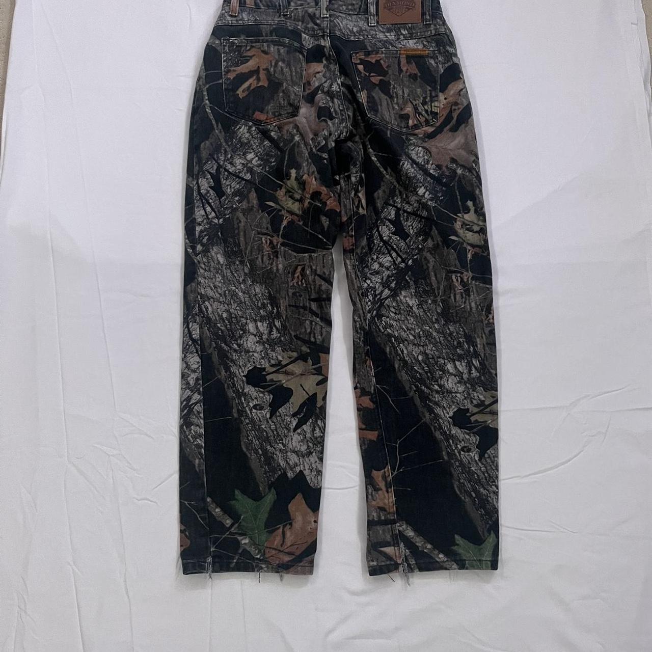 Extremely baggy real tree pants fit well size 34 - Depop