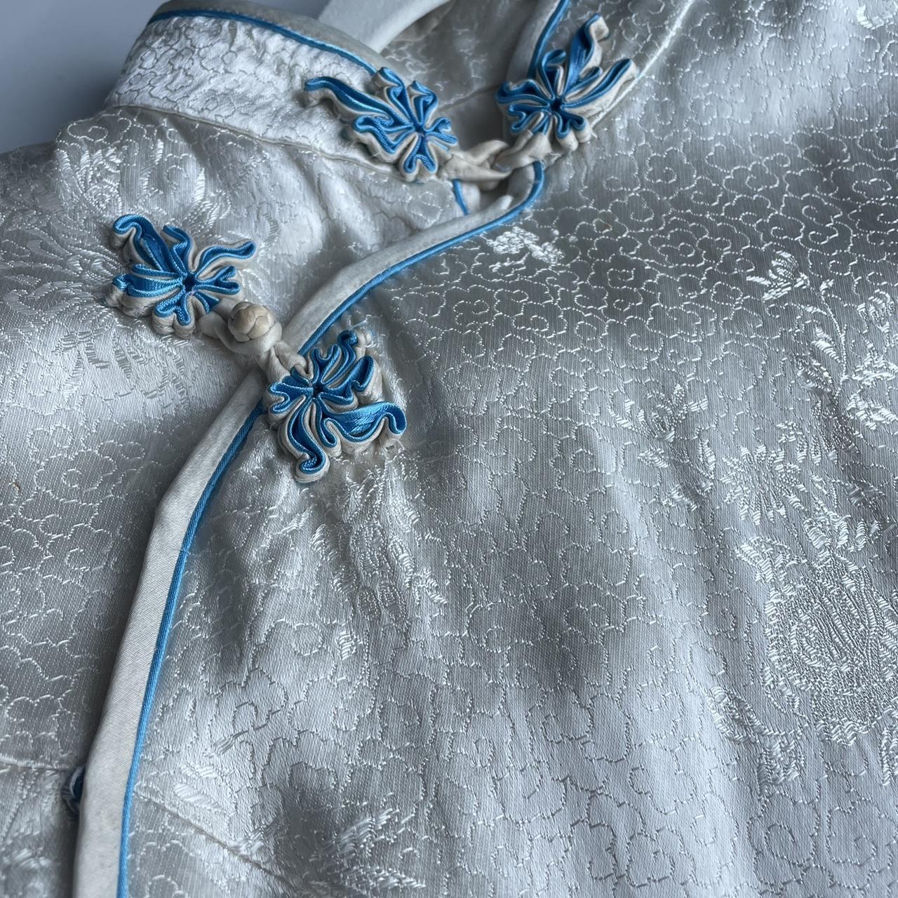 Beautiful silk traditional Chinese dress. Silky... - Depop