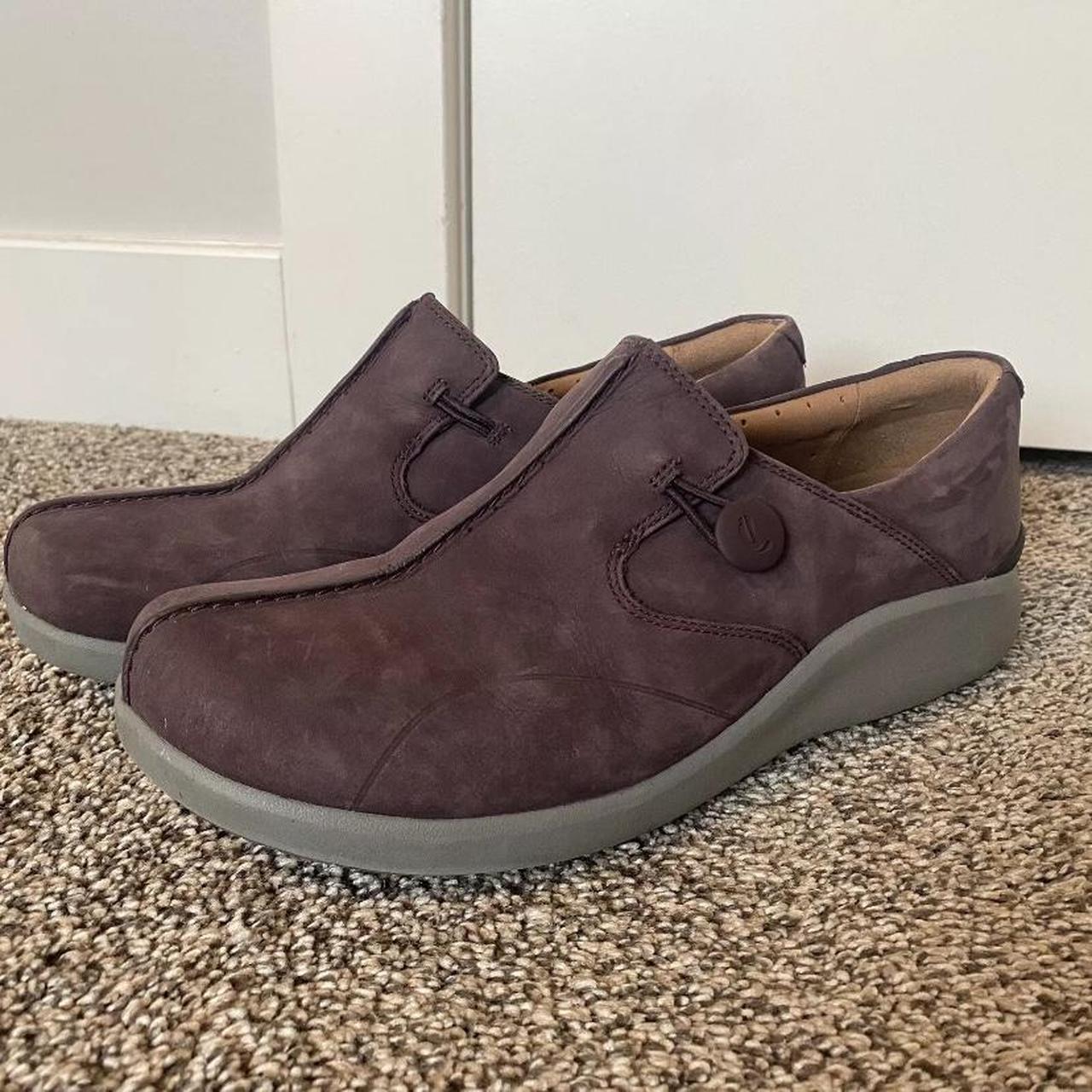 Clarks Womens Purple Leather Casual Comfort Loafers... - Depop