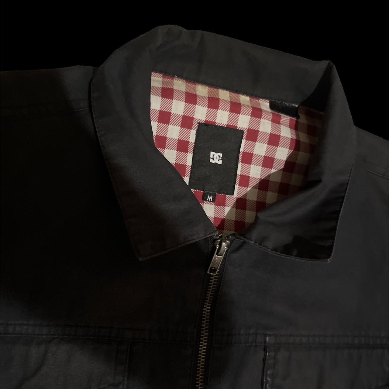 Black, DC jacket from the early 2000s y2k size:M - Depop