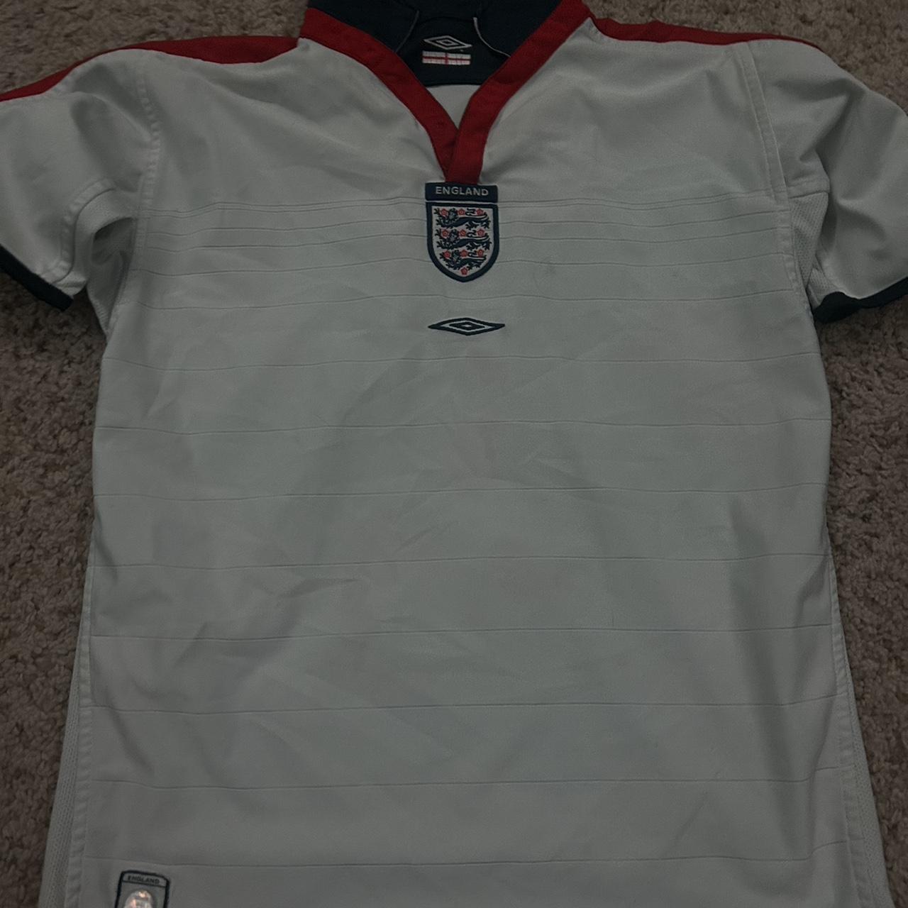 Umbro England home football shirt david Beckham... - Depop