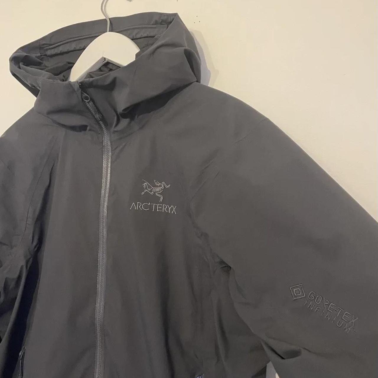 Arcteryx kadin jacket gore tex Grey/Blue Brand new -... - Depop