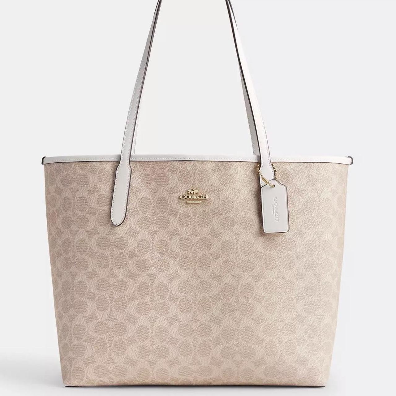 Coach Large Vintage Purse | Depop