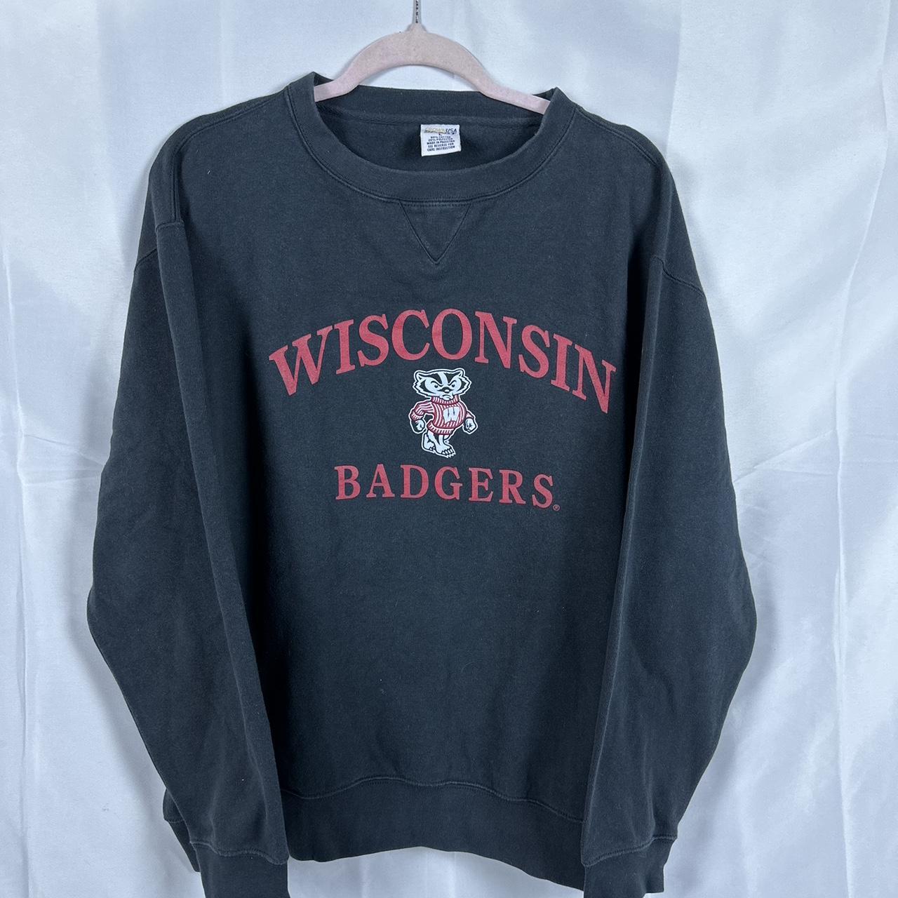 2000s Wisconsin badgers crewneck - Depop