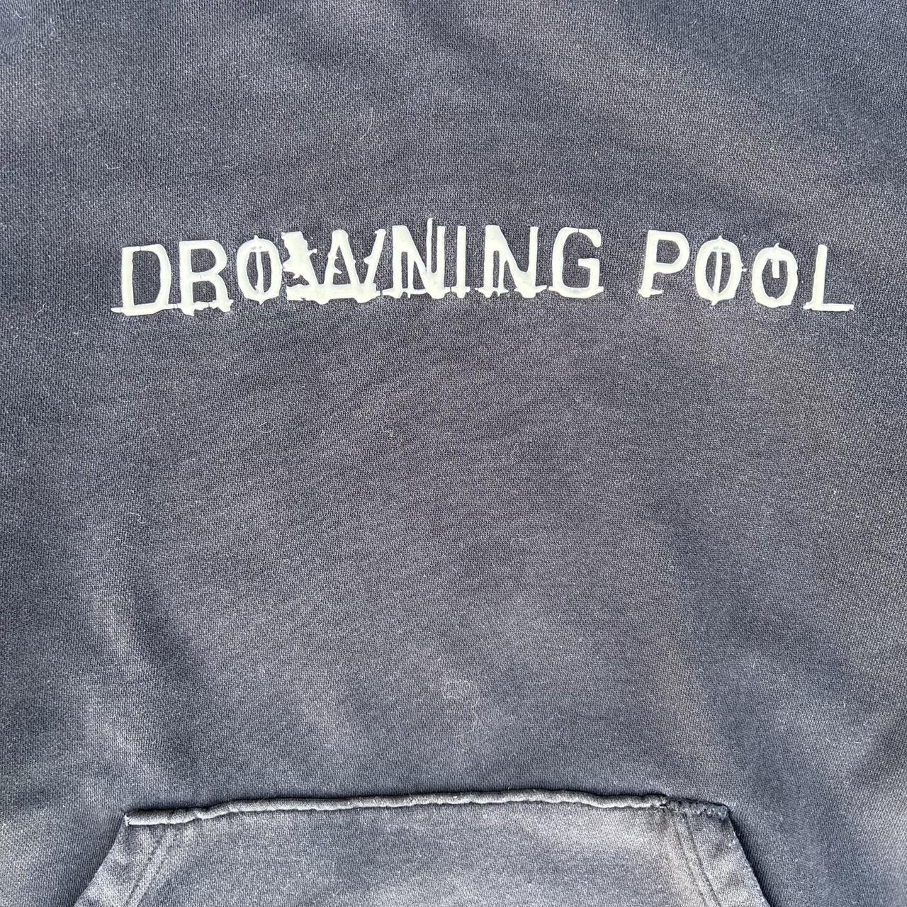 1998 single stitch Drowning Pool hoodie on Giant tag - Depop