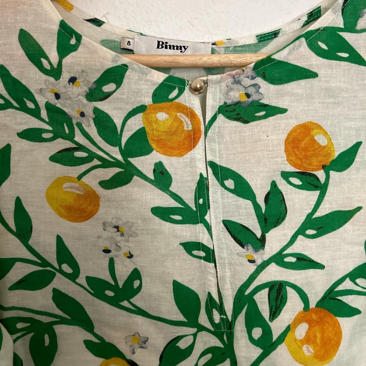 Binny lemons top. Worn once size 8 - Depop