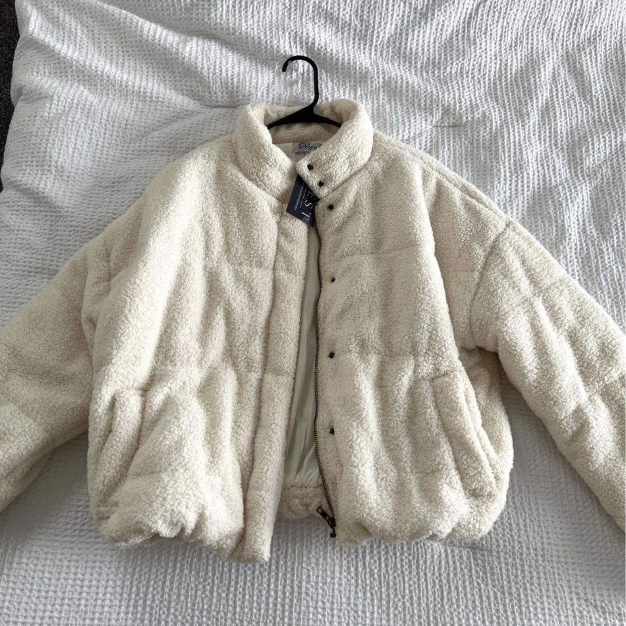 Comfy jacket perfect for any occasion !! Super comfy ! - Depop