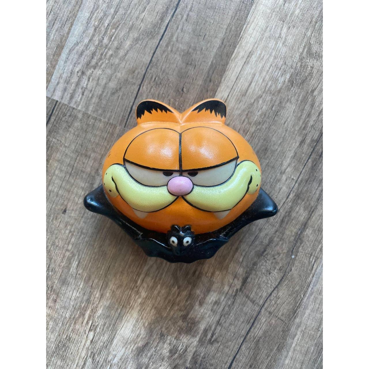 This is the cutest vintage Halloween decor for... - Depop