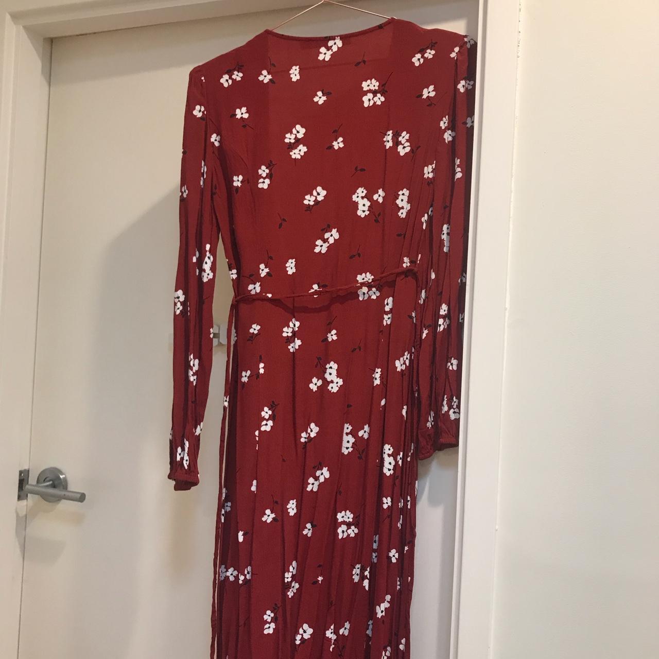 Size 10 Sportsgirl Midi Wrap Around Floral Dress Depop