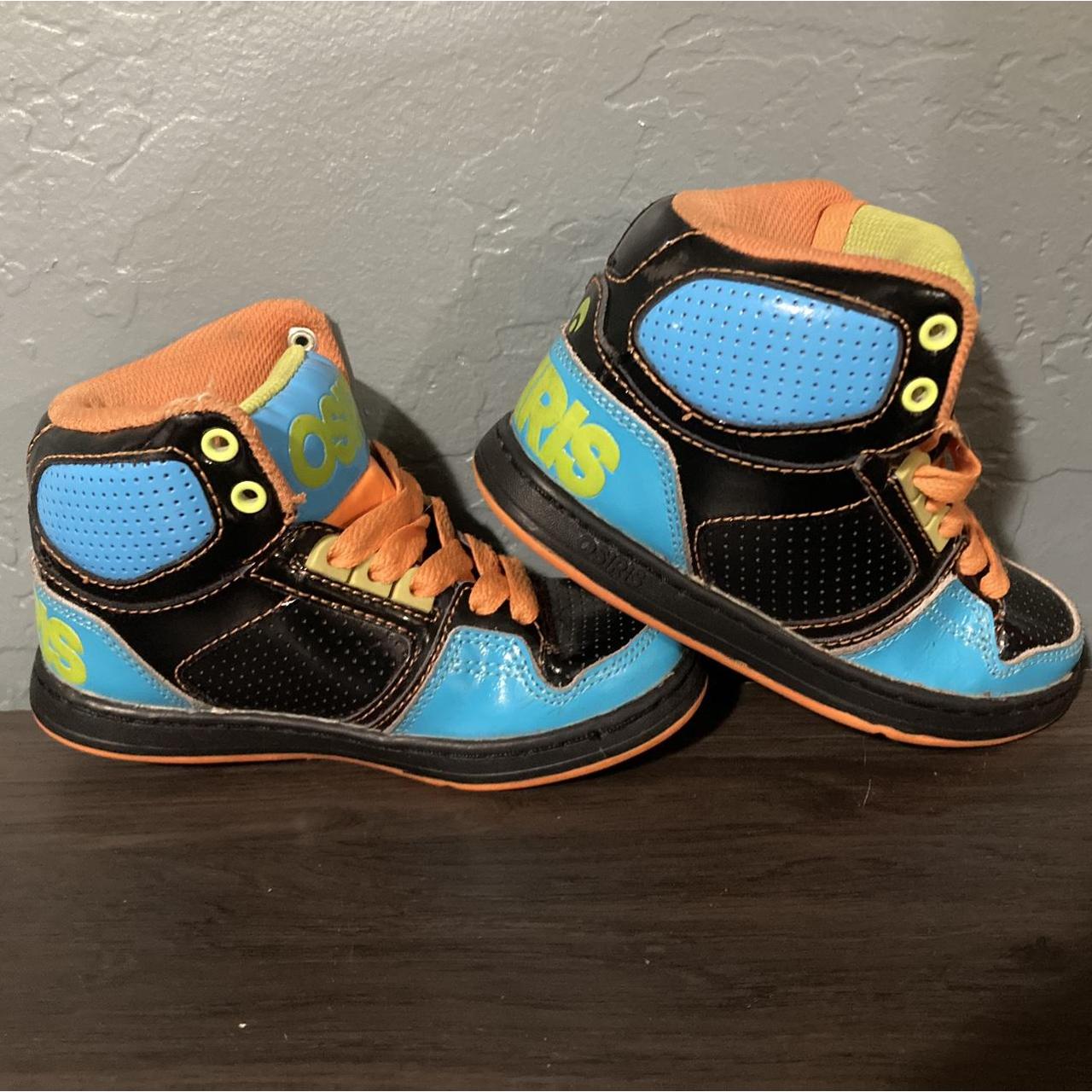 Up for sale is a pair of Pre owned stylish and... - Depop