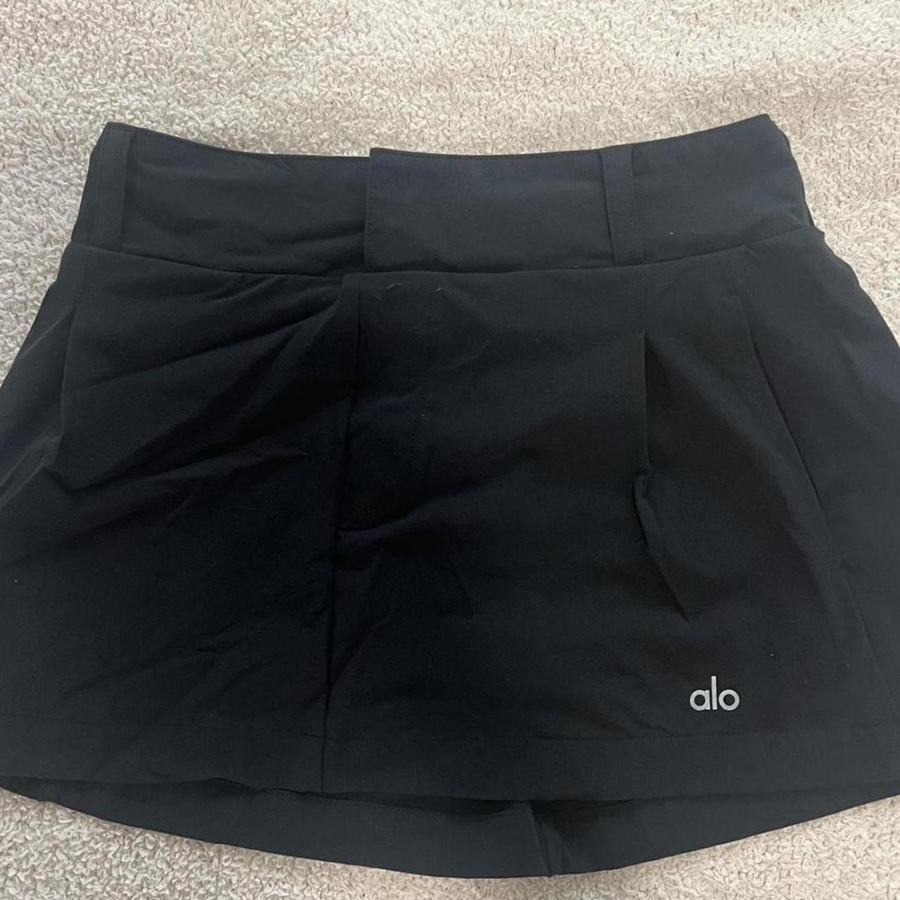 ALO YOGA FAN CLUB MINI SKIRT SIZE XS BLACK WORN IT... - Depop