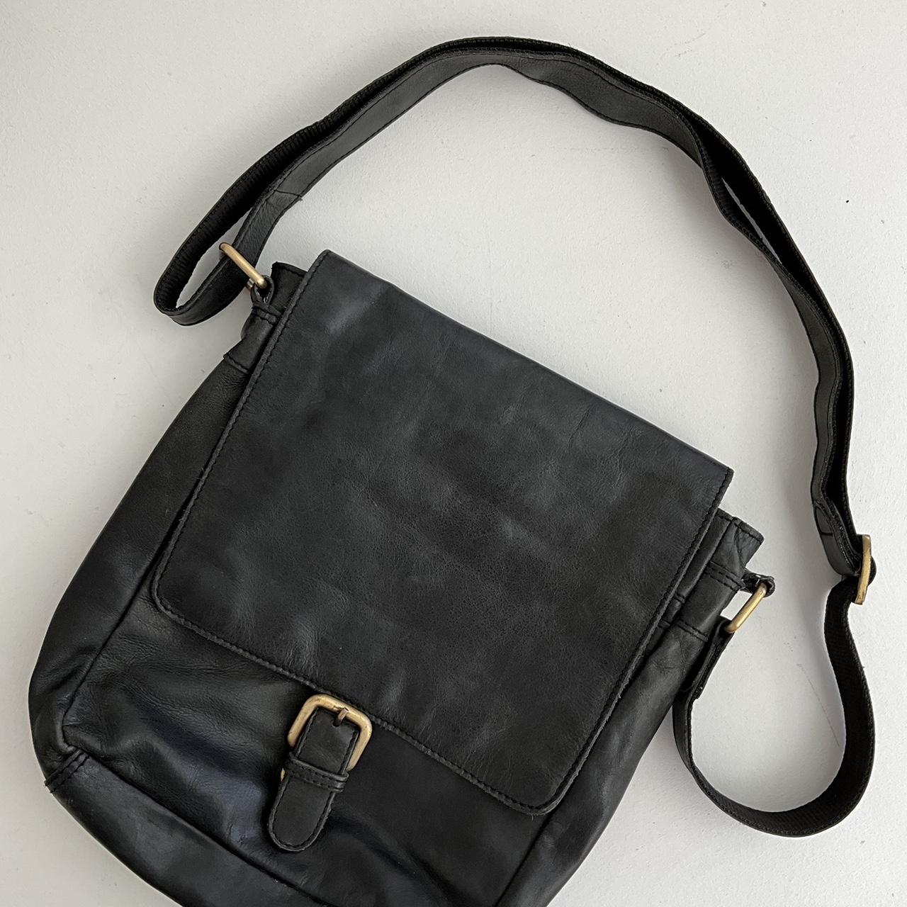 Vintage Vera Pelle Black Leather Messenger Satchel... - Depop