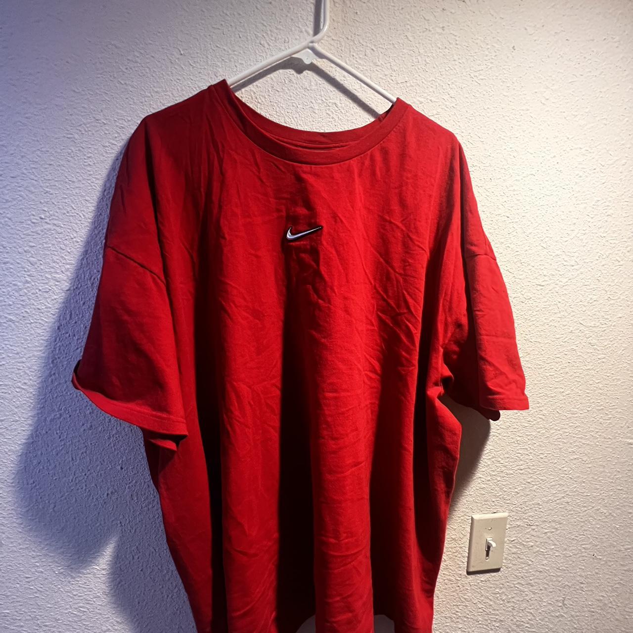 3xl vintage center swoosh chest 29 length 31 - Depop