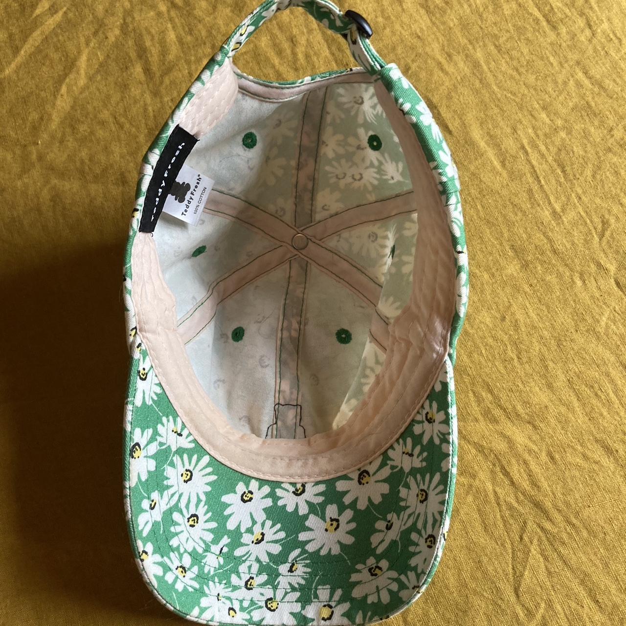 Nice Teddy Fresh hat! Wore once on vacation. - Depop