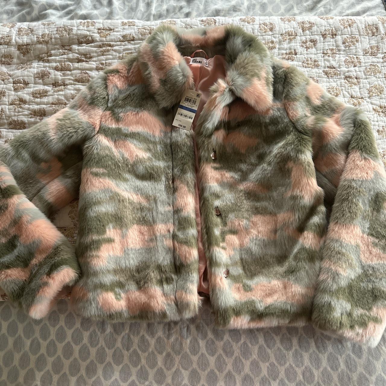 Epic threads faux fur jacket size girls XL - Depop